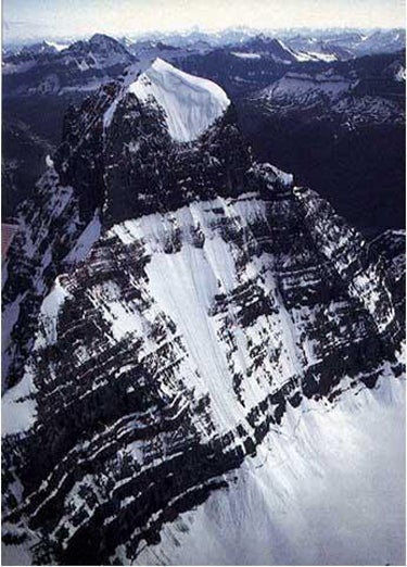 Near-Winter New Route on Alberta's North Face - Climbing