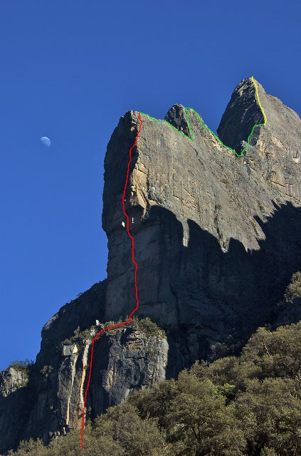 Americans Complete ‘Astroman of Peru’ - Climbing