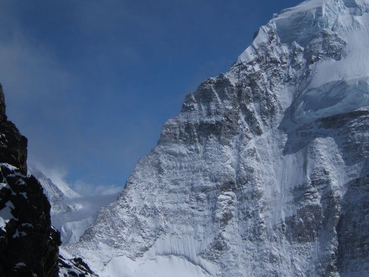 Hard New Route in Alaska's Hayes Range - Climbing