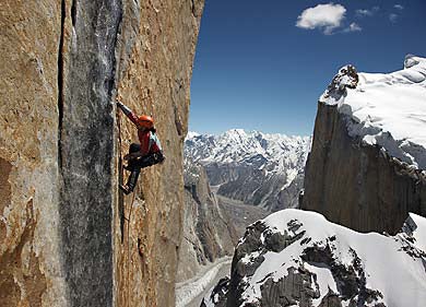 Huber Brothers Free-Climb Trango Tower - Climbing