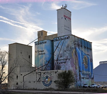 Rocktown Climbing Gym - Oklahoma City, OK - Climbing