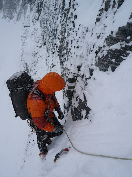 First Ascent of Mt. Alberta's North Face in "Near-Winter" Conditions ...