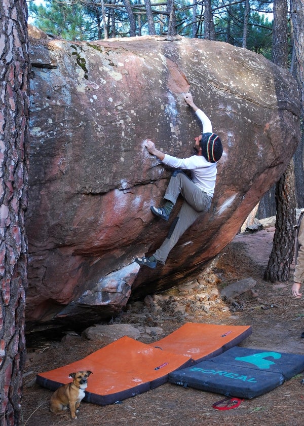 Easter Bouldering at Albarracin - Climbing