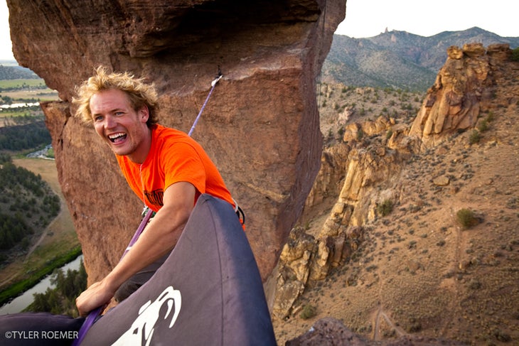 Monkey Face Highlinin' - Climbing