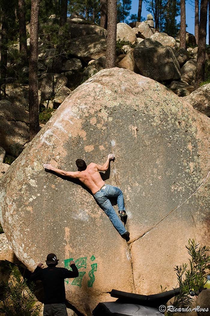 Bouldering in the Magical Forest of Sintra, Portugal - Climbing