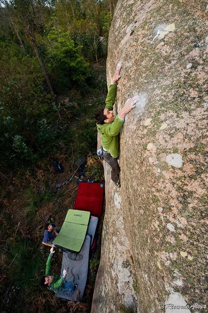 Bouldering in the Magical Forest of Sintra, Portugal - Climbing