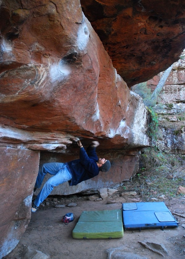 Easter Bouldering at Albarracin - Climbing