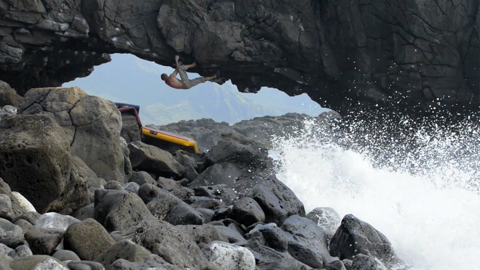 The Aloha Project: Hawaii Bouldering With Justen Ridgely