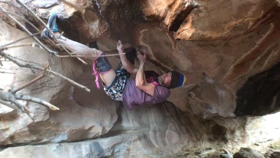 Adam Strong Sends Spider Monkey (V10) at Hueco Tanks