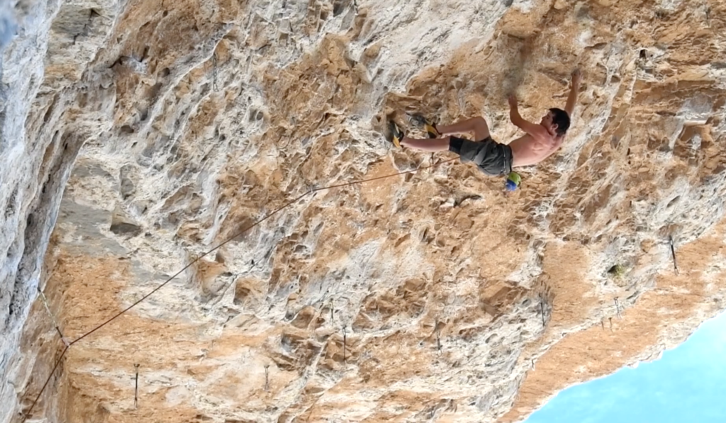 Watch Siegrist and Honnold Climb Nevada's Clear Light Cave