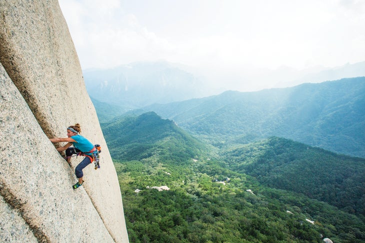 Climbing Magazine Print Preview: February/March 2018