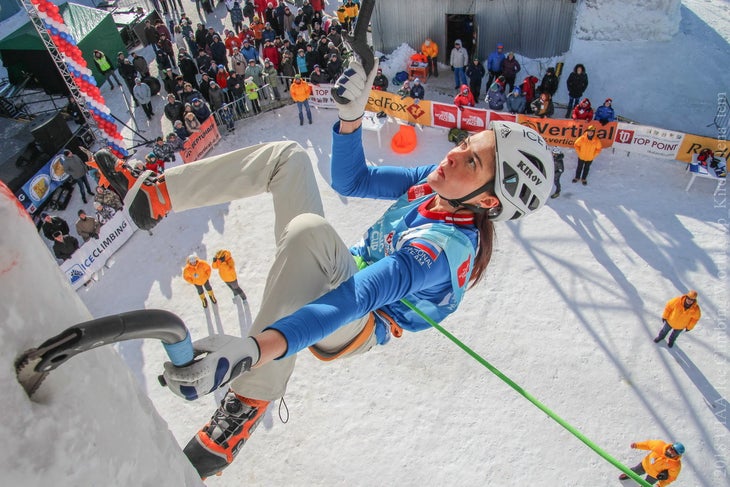 AAC Announces 2019 US Team for the UIAA World Cup Ice Climbing Competition