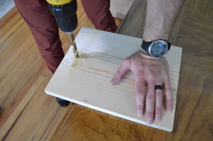 DIY: How To Build Inexpensive Portable Crack Climbing Training Device