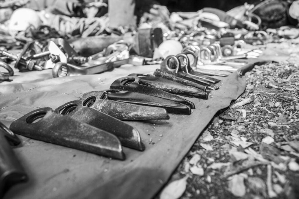 How to Place and Evaluate Climbing Pitons - Climbing