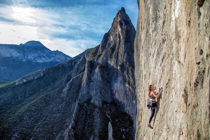 Photos of Women Climbing From Around the World - Climbing