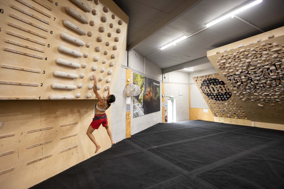 Tom Randall's Pull Ups For Beginners - 2 Essential Workouts - Climbing