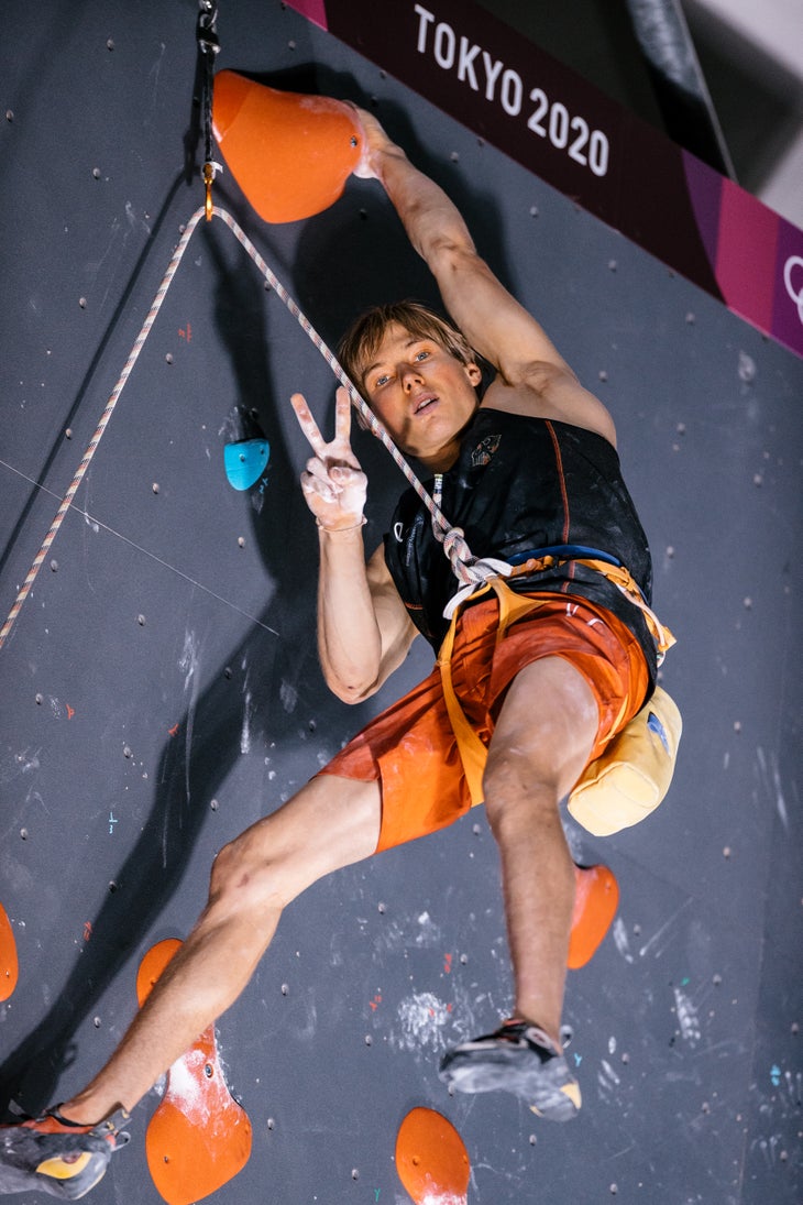 Photo Gallery of Olympic's Final Climbing Training Session - Climbing