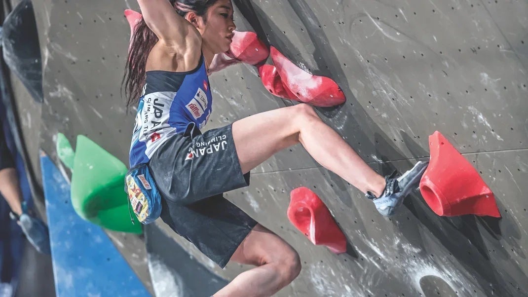 Big Moves in Rock Climbing Can Cause Dislocated Shoulders - Climbing