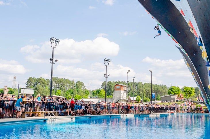 Thrills, Spills and Splashes—Deep Water Soloing Returns With Tuckfest ...