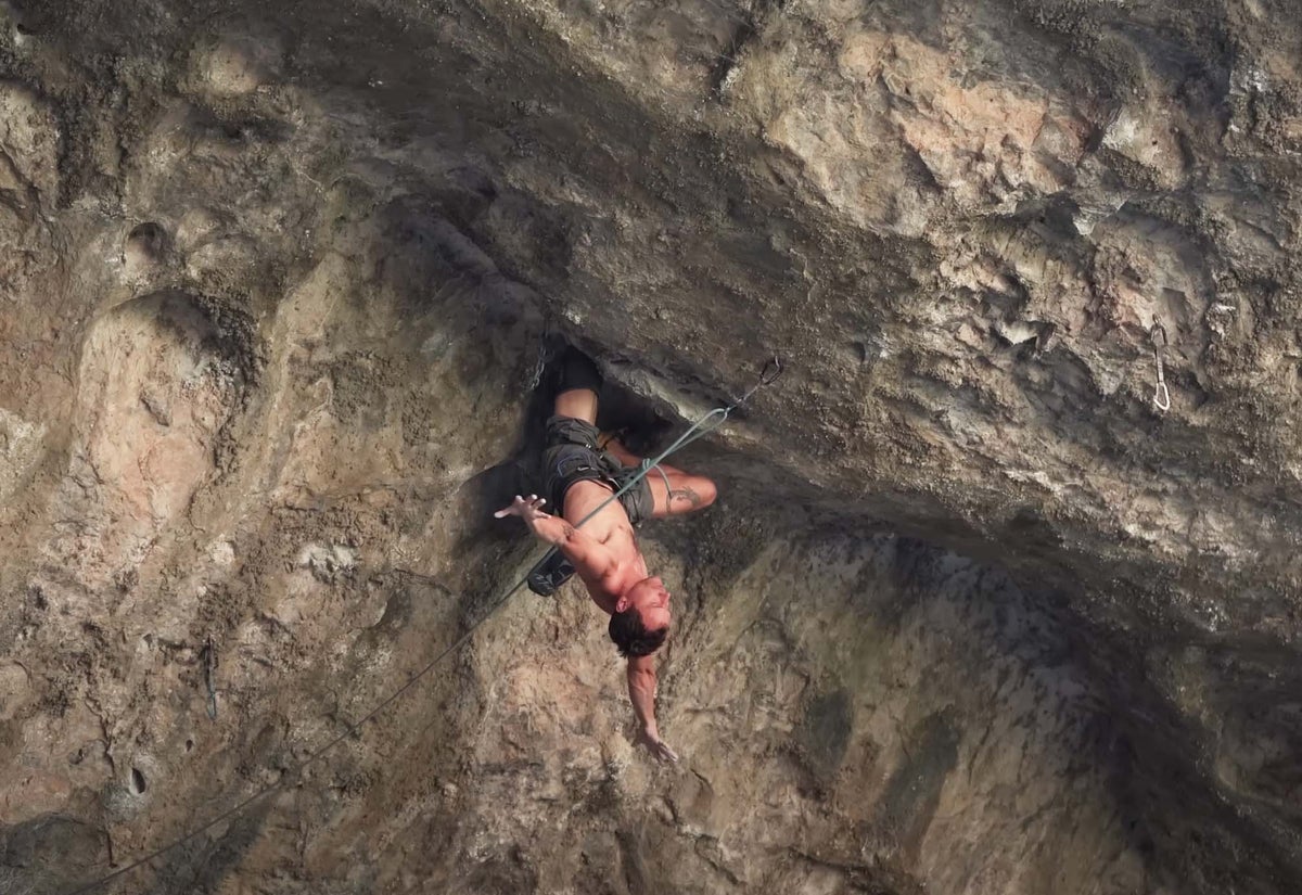 Watch Jonathan Siegrist Cruise Rifle’s Hardest Route - Climbing