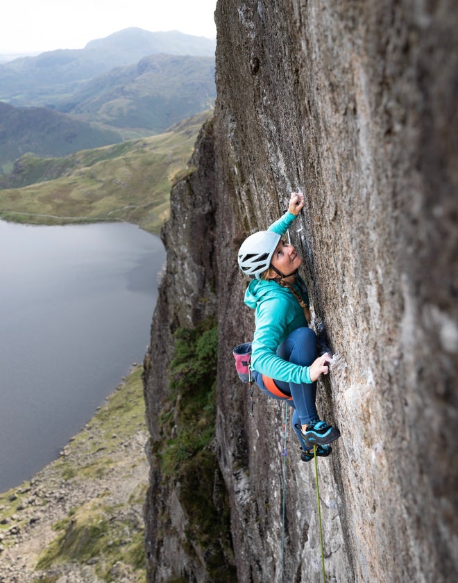 Hazel Findlay Climbs Impact Day 5.13 R - Climbing