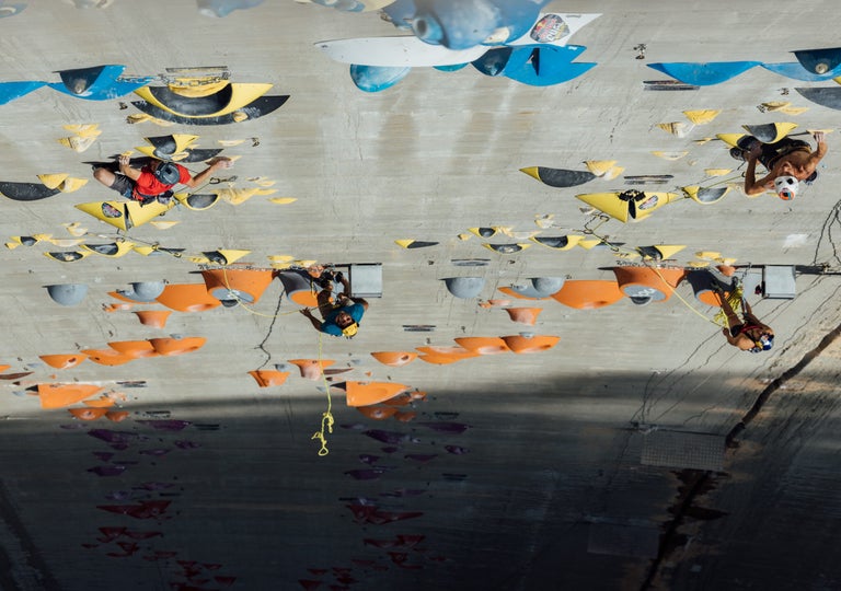 Yep: There was a 600-foot Multipitch Race up a Swiss Dam - Climbing