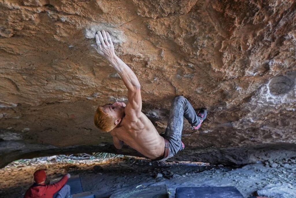 Tristan Chen Repeats V14 Nine Months After Cancer Diagnosis - Climbing
