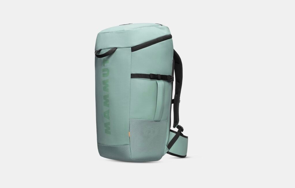 Field Tested: Mammut Neon 45 Crag Pack - Climbing