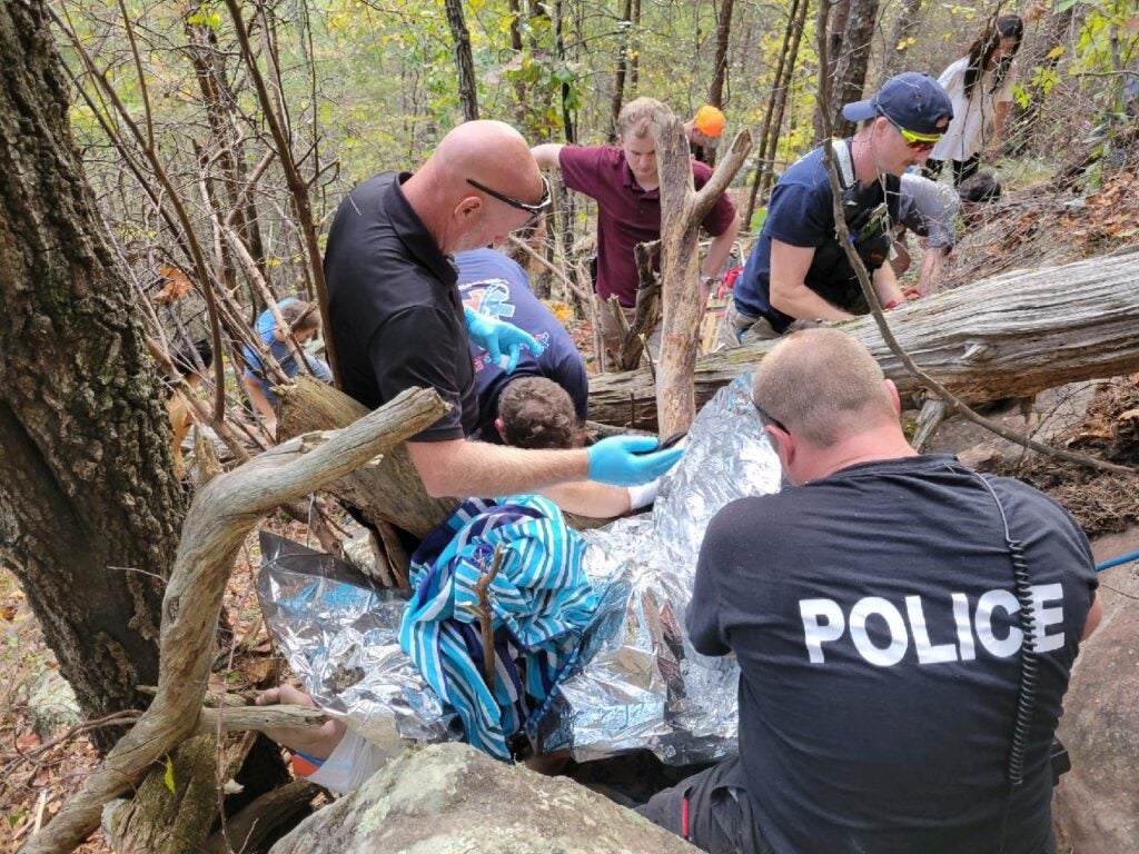 Climber Survives 90-foot Fall in Tennessee - Climbing