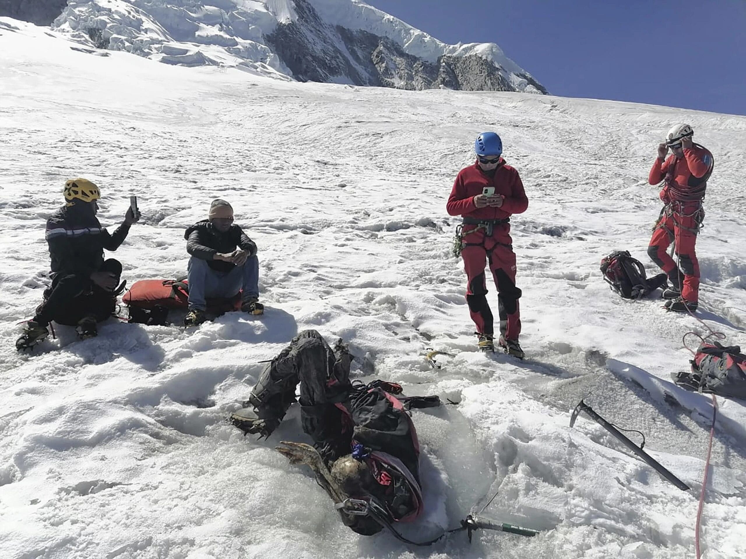 Body of American Climber Found in Peru - Climbing
