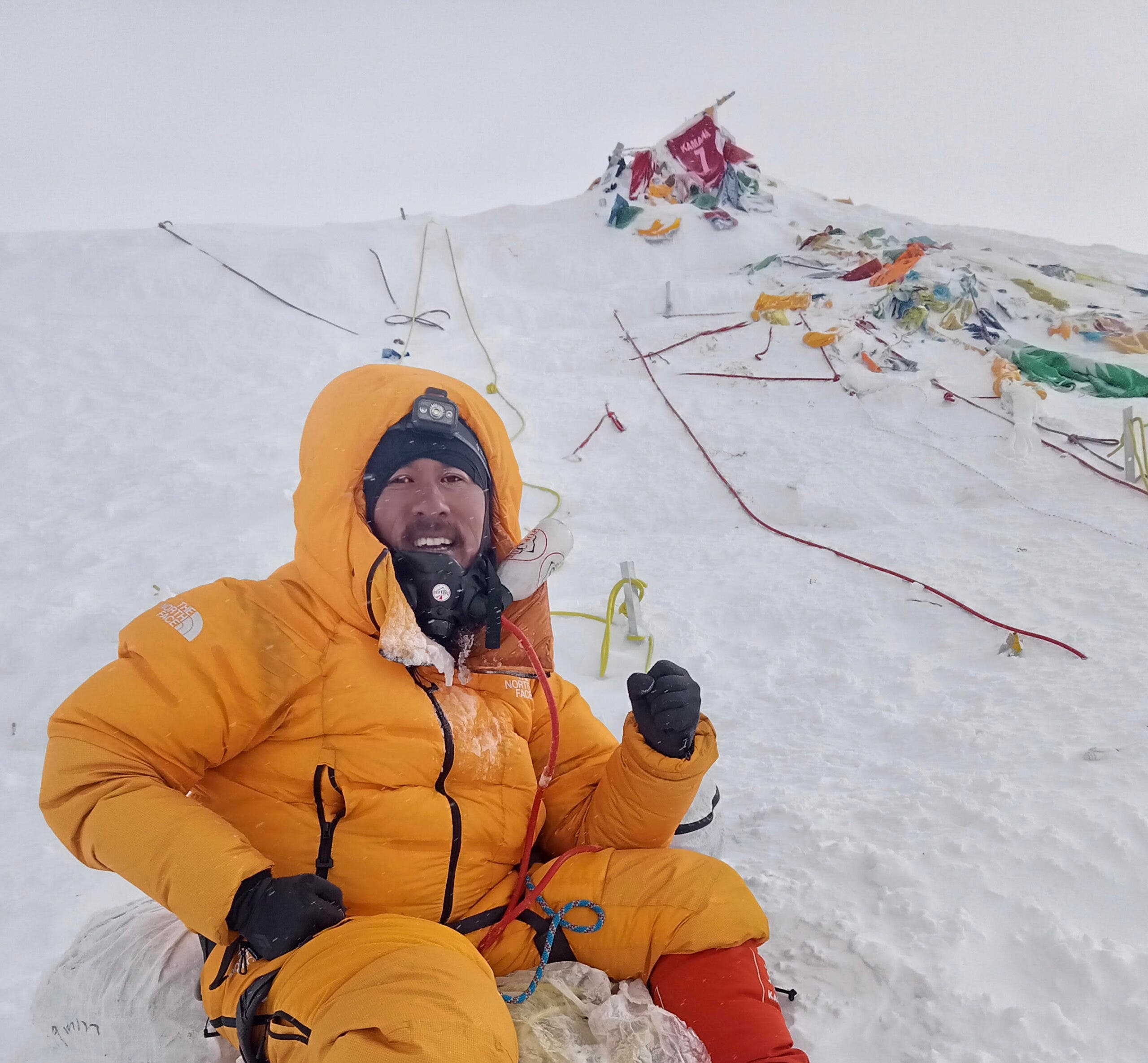 Man Walks From Kathmandu to Summit of Mount Everest - Climbing