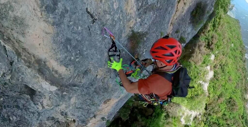 Big Aid Climbing Fall When Hook Rips - Climbing