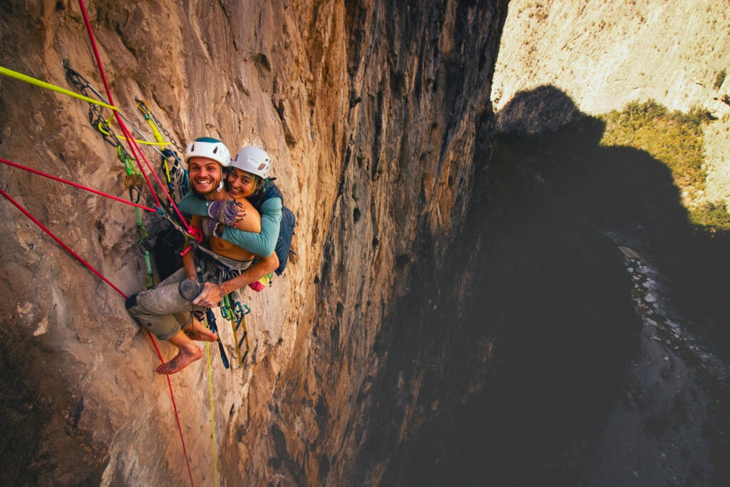 Connor Runge and Anna Hazelnutt Get FAs on Belly of the Beast