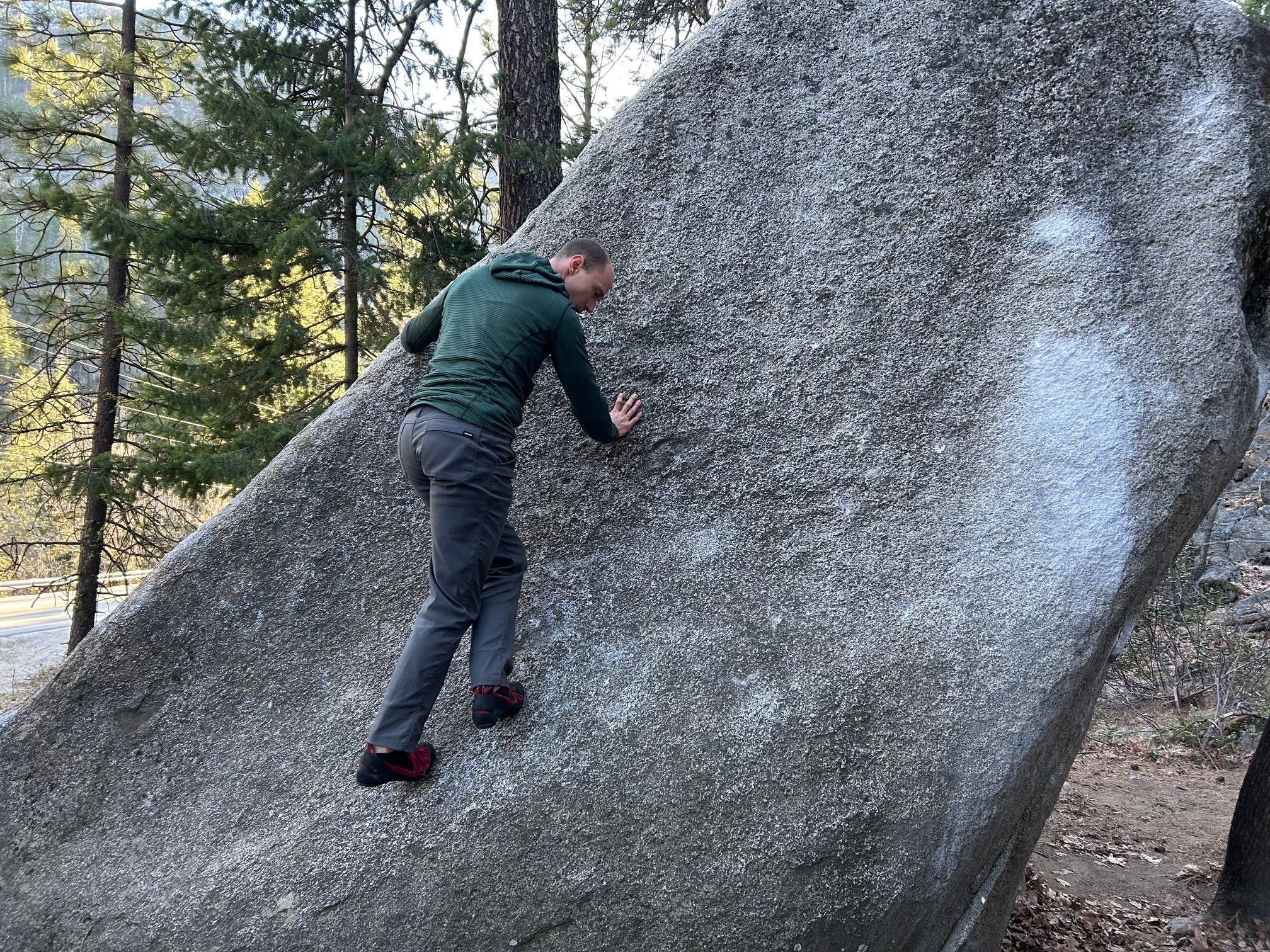 Ratom Climbing Shoe Rubber Is Made From F1 Tires